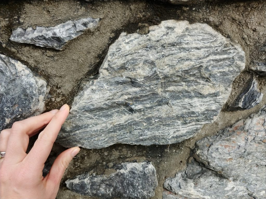 Mount Coot-tha Building Stones – Georneys